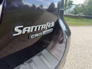 Black Hyundai Santa Fe 2007 in Marijampole, with an engine capacity of 2.19 L and mileage of 242 thousand km for 2999 €, photo 11 on AUTOMOTO.COM.LV