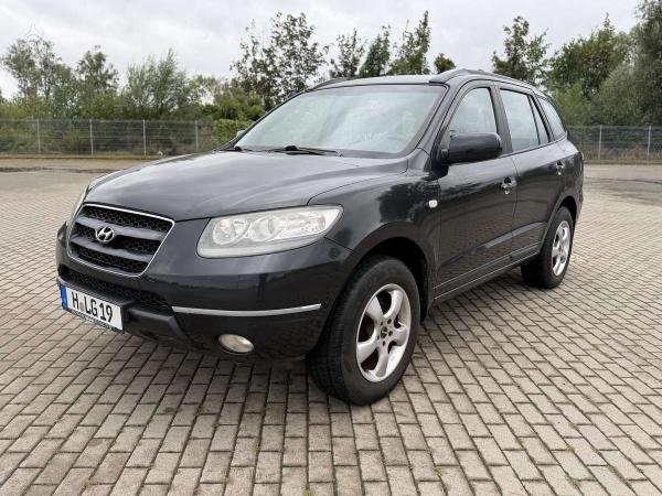 Хендай Санта Фе 2007 в Мариямполе на AUTOMOTO.COM.LV Черный Хендай Санта Фе 2007 в Мариямполе, объемом двигателя 2.19 л и пробегом 242 тыс. км за 2950 €, фото 1 на AUTOMOTO.COM.LV