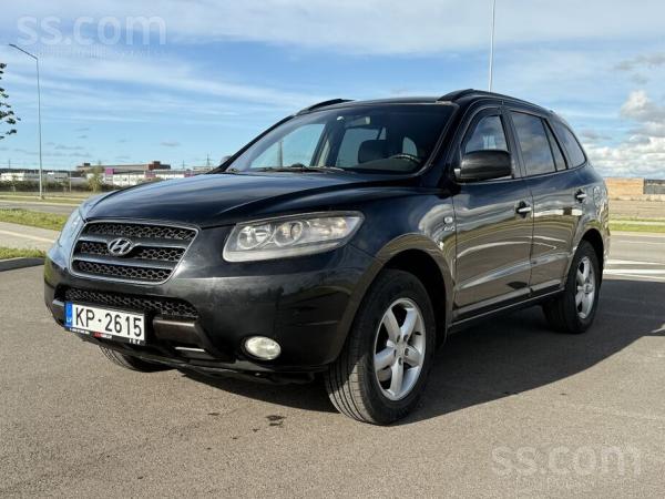 Melns Hyundai Santa Fe 2007 Liepāja, ar dzinēja tilpumu 2.20 L un nobraukumu 270 tūkst. km par 3400 €, foto 4 vietnē AUTOMOTO.COM.LV