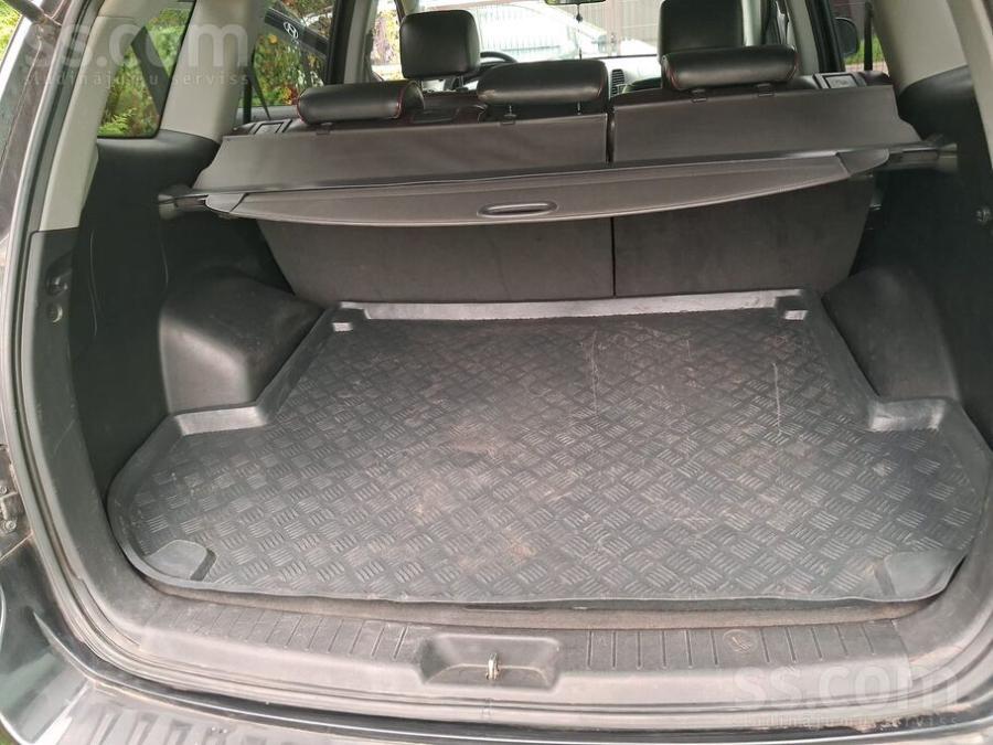 Melns Hyundai Santa Fe 2007 Jelgava, ar dzinēja tilpumu 2.20 L un nobraukumu 357 tūkst. km par 4000 €, foto 7 vietnē AUTOMOTO.COM.LV