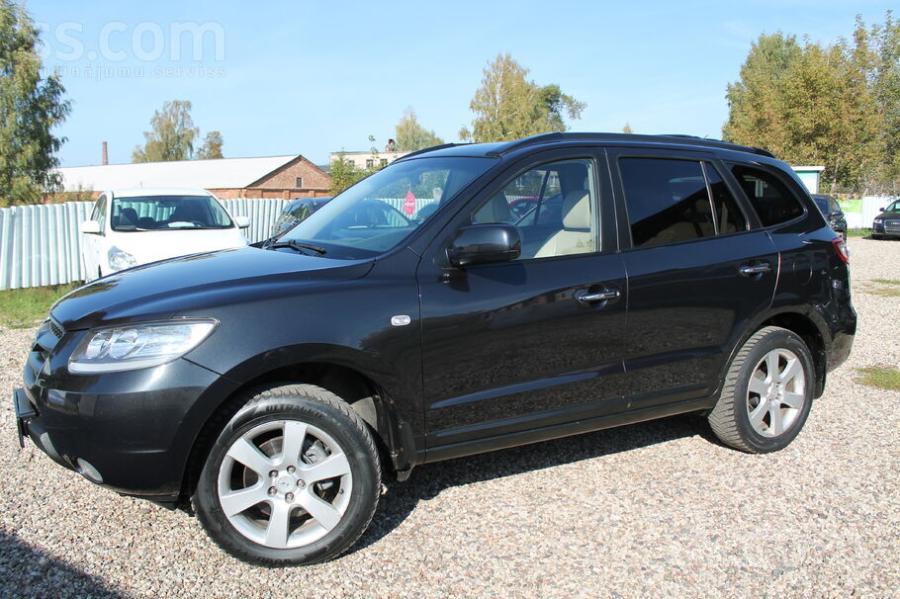 Melns Hyundai Santa Fe 2007 Daugavpils, ar dzinēja tilpumu 2.20 L un nobraukumu 297 tūkst. km par 3990 €, foto 4 vietnē AUTOMOTO.COM.LV
