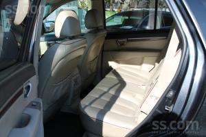 Melns Hyundai Santa Fe 2007 Daugavpils, ar dzinēja tilpumu 2.20 L un nobraukumu 297 tūkst. km par 3990 €, foto 14 vietnē AUTOMOTO.COM.LV