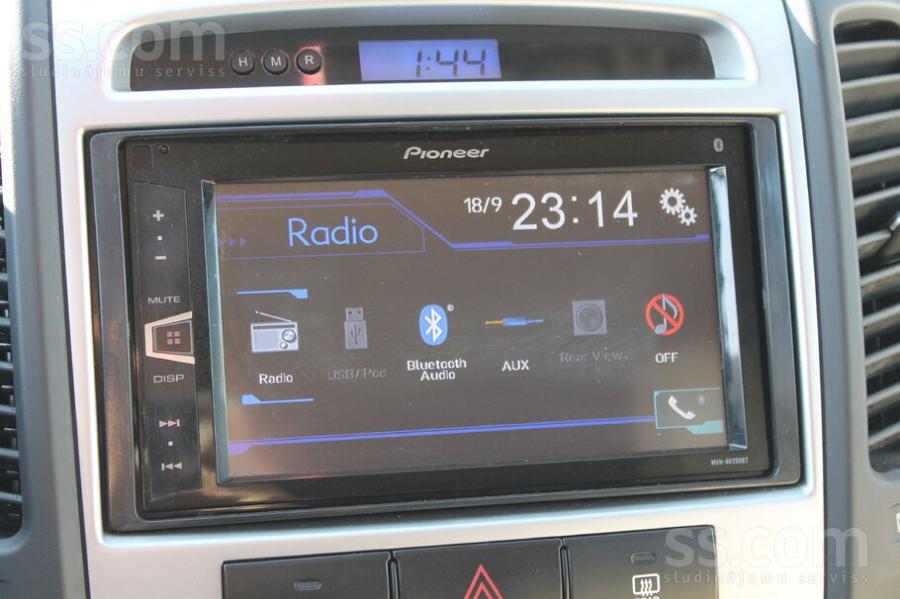 Melns Hyundai Santa Fe 2007 Daugavpils, ar dzinēja tilpumu 2.20 L un nobraukumu 297 tūkst. km par 3990 €, foto 26 vietnē AUTOMOTO.COM.LV