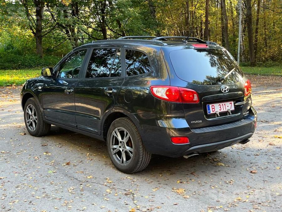 Melns Hyundai Santa Fe 2007 Rīga, ar dzinēja tilpumu 2.20 L un nobraukumu 0 tūkst. km par 3899 €, foto 4 vietnē AUTOMOTO.COM.LV