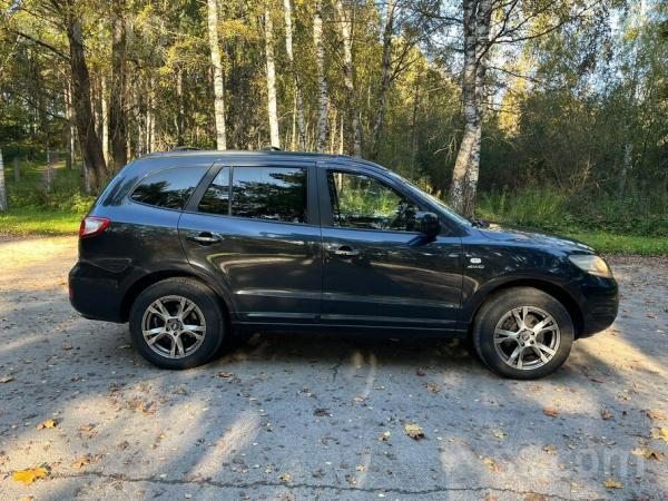 Melns Hyundai Santa Fe 2007 Rīga, ar dzinēja tilpumu 2.20 L un nobraukumu 0 tūkst. km par 3899 €, foto 7 vietnē AUTOMOTO.COM.LV