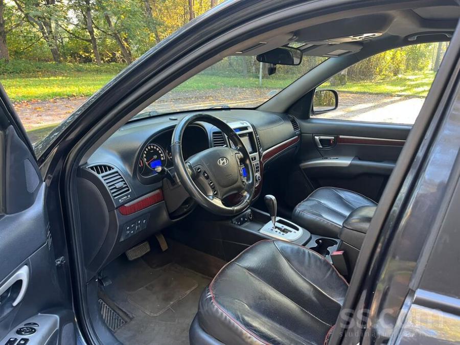 Melns Hyundai Santa Fe 2007 Rīga, ar dzinēja tilpumu 2.20 L un nobraukumu 0 tūkst. km par 3899 €, foto 10 vietnē AUTOMOTO.COM.LV