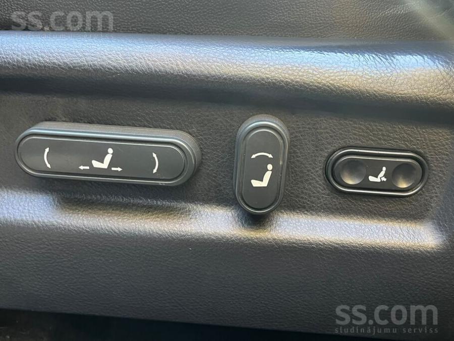 Melns Hyundai Santa Fe 2007 Rīga, ar dzinēja tilpumu 2.20 L un nobraukumu 0 tūkst. km par 3899 €, foto 11 vietnē AUTOMOTO.COM.LV