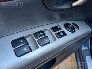 Melns Hyundai Santa Fe 2007 Rīga, ar dzinēja tilpumu 2.20 L un nobraukumu 0 tūkst. km par 3899 €, foto 19 vietnē AUTOMOTO.COM.LV