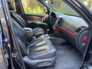 Melns Hyundai Santa Fe 2007 Rīga, ar dzinēja tilpumu 2.20 L un nobraukumu 0 tūkst. km par 3899 €, foto 23 vietnē AUTOMOTO.COM.LV