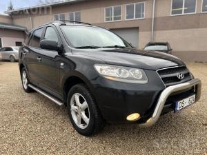 Melns Hyundai Santa Fe 2007 Rēzekne, ar dzinēja tilpumu 2.20 L un nobraukumu 255 tūkst. km par 3750 €, foto 4 vietnē AUTOMOTO.COM.LV
