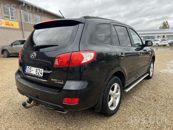 Melns Hyundai Santa Fe 2007 Rēzekne, ar dzinēja tilpumu 2.20 L un nobraukumu 255 tūkst. km par 3750 €, foto 8 vietnē AUTOMOTO.COM.LV