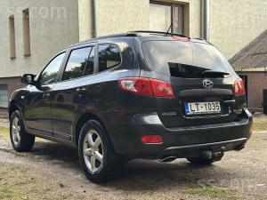 Melns Hyundai Santa Fe 2007 Tukums, ar dzinēja tilpumu 2.20 L un nobraukumu 384 tūkst. km par 2800 €, foto 3 vietnē AUTOMOTO.COM.LV