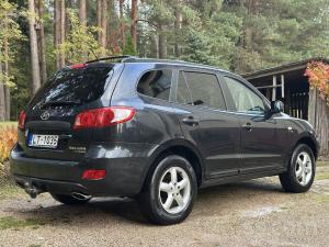 Melns Hyundai Santa Fe 2007 Tukums, ar dzinēja tilpumu 2.20 L un nobraukumu 384 tūkst. km par 2800 €, foto 5 vietnē AUTOMOTO.COM.LV