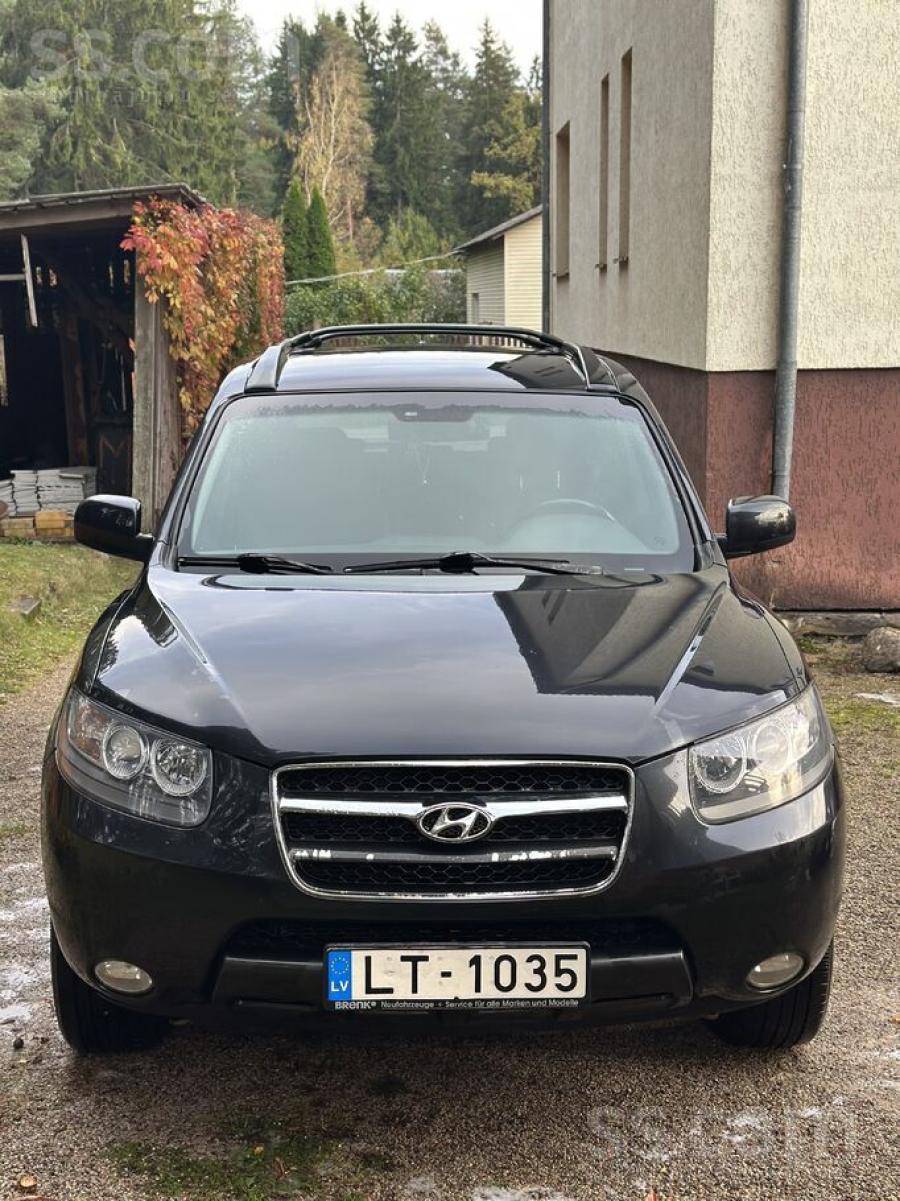 Melns Hyundai Santa Fe 2007 Tukums, ar dzinēja tilpumu 2.20 L un nobraukumu 384 tūkst. km par 2800 €, foto 8 vietnē AUTOMOTO.COM.LV