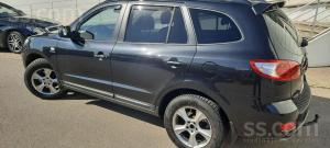 Melns Hyundai Santa Fe 2008 Rīga, ar dzinēja tilpumu 2.20 L un nobraukumu 228 tūkst. km par 4200 €, foto 4 vietnē AUTOMOTO.COM.LV
