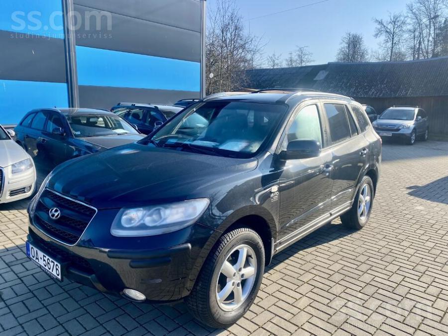 Melns Hyundai Santa Fe 2008 Rēzekne, ar dzinēja tilpumu 2.20 L un nobraukumu 0 tūkst. km par 5150 €, foto 5 vietnē AUTOMOTO.COM.LV