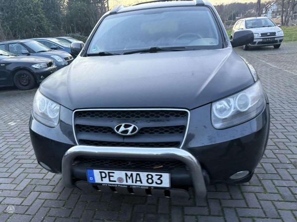 Melns Hyundai Santa Fe 2008 Alīta, ar dzinēja tilpumu 2.66 L un nobraukumu 292 tūkst. km par 3800 €, foto 2 vietnē AUTOMOTO.COM.LV