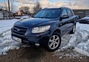 Melns Hyundai Santa Fe 2008 Liepāja, ar dzinēja tilpumu 2.20 L un nobraukumu 295 tūkst. km par 3290 €, foto  vietnē AUTOMOTO.COM.LV