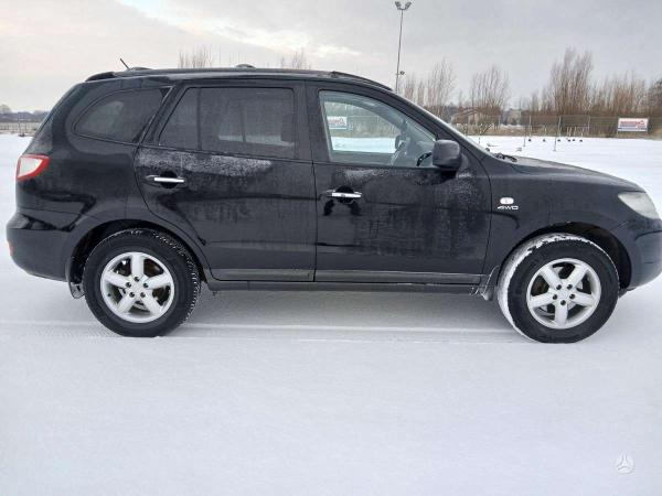 Melns Hyundai Santa Fe 2008 Marijampole, ar dzinēja tilpumu 2.20 L un nobraukumu 235 tūkst. km par 4350 €, foto 5 vietnē AUTOMOTO.COM.LV