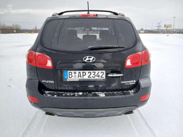 Melns Hyundai Santa Fe 2008 Marijampole, ar dzinēja tilpumu 2.20 L un nobraukumu 235 tūkst. km par 4350 €, foto 8 vietnē AUTOMOTO.COM.LV