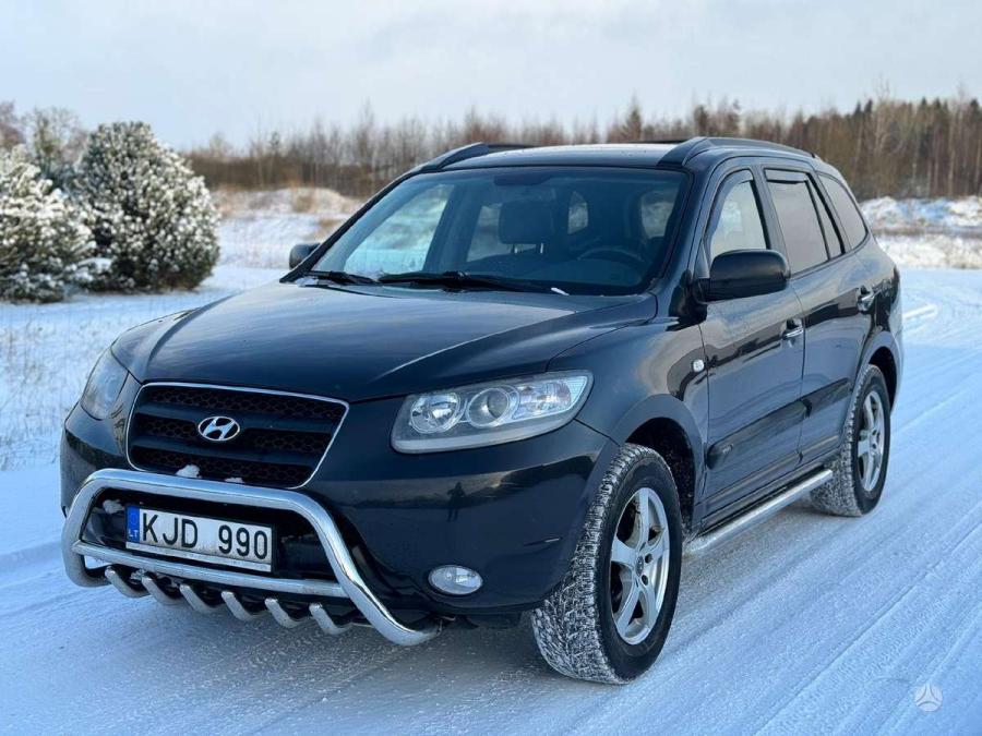 Melns Hyundai Santa Fe 2008 Kauņa, ar dzinēja tilpumu 2.19 L un nobraukumu 291 tūkst. km par 4000 €, foto 1 vietnē AUTOMOTO.COM.LV