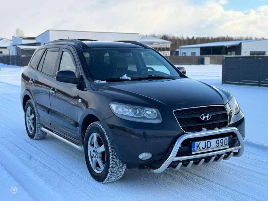 Melns Hyundai Santa Fe 2008 Kauņa, ar dzinēja tilpumu 2.19 L un nobraukumu 291 tūkst. km par 4000 €, foto 5 vietnē AUTOMOTO.COM.LV