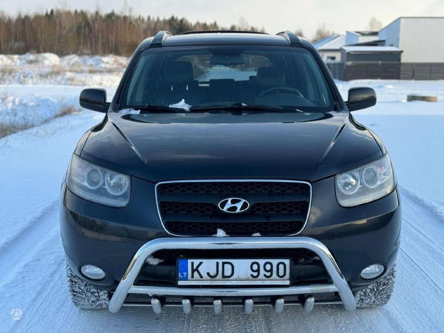 Melns Hyundai Santa Fe 2008 Kauņa, ar dzinēja tilpumu 2.19 L un nobraukumu 291 tūkst. km par 4000 €, foto 6 vietnē AUTOMOTO.COM.LV