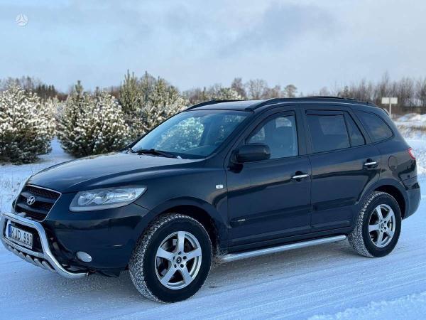 Black Hyundai Santa Fe 2008 in Kaunas, with an engine capacity of 2.19 L and mileage of 291 thousand km for 4000 €, photo 7 on AUTOMOTO.COM.LV