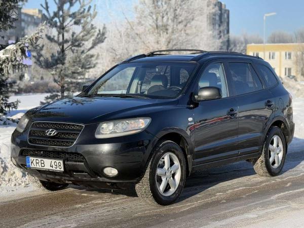 Black Hyundai Santa Fe 2008 in Kaunas, with an engine capacity of 2.19 L and mileage of 311 thousand km for 4000 €, photo 1 on AUTOMOTO.COM.LV