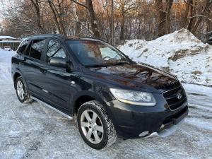 Melns Hyundai Santa Fe 2008 Viļņa, ar dzinēja tilpumu 2.19 L un nobraukumu 162 tūkst. km par 4650 €, foto  vietnē AUTOMOTO.COM.LV