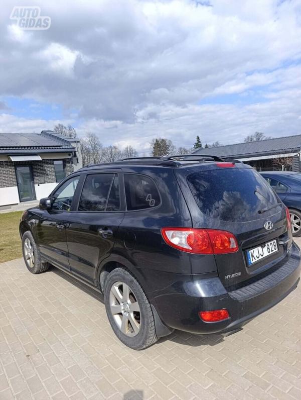 Melns Hyundai Santa Fe 2008 Viļņa, ar dzinēja tilpumu 2.20 L un nobraukumu 283 tūkst. km par 3299 €, foto 2 vietnē AUTOMOTO.COM.LV