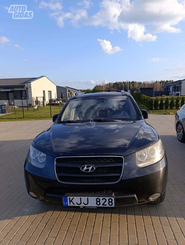 Melns Hyundai Santa Fe 2008 Viļņa, ar dzinēja tilpumu 2.20 L un nobraukumu 283 tūkst. km par 3299 €, foto 4 vietnē AUTOMOTO.COM.LV