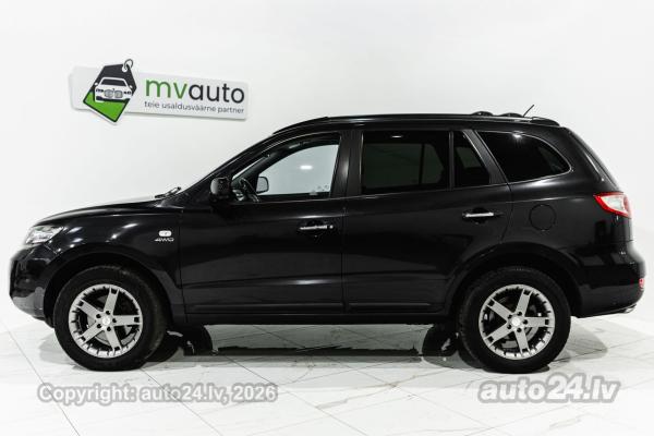 Black Hyundai Santa Fe 2008 in Tallinn, with an engine capacity of 2.20 L and mileage of 251 thousand km for 4990 €, photo 9 on AUTOMOTO.COM.LV
