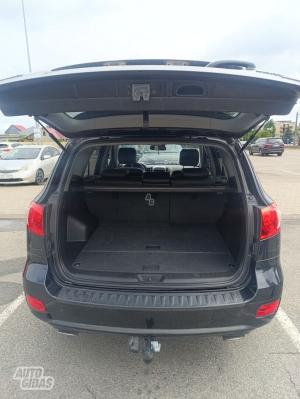 Black Hyundai Santa Fe 2008 in Kaunas, with an engine capacity of 2.20 L and mileage of 209 thousand km for 3900 €, photo  on AUTOMOTO.COM.LV