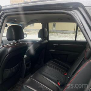 Melns Hyundai Santa Fe 2008 Aizkraukle, ar dzinēja tilpumu 2.20 L un nobraukumu 190 tūkst. km par 3700 €, foto 7 vietnē AUTOMOTO.COM.LV