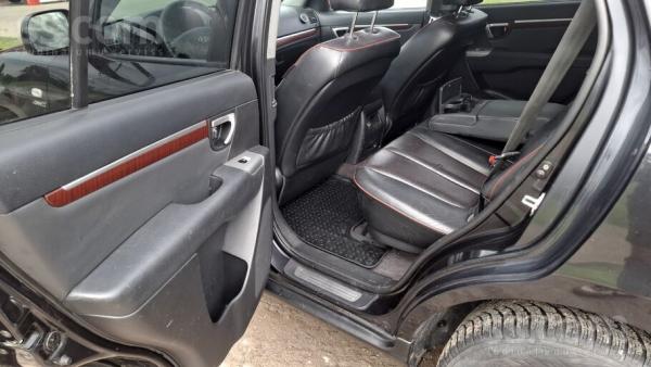 Melns Hyundai Santa Fe 2008 Jelgava, ar dzinēja tilpumu 2.20 L un nobraukumu 319 tūkst. km par 3700 €, foto 6 vietnē AUTOMOTO.COM.LV