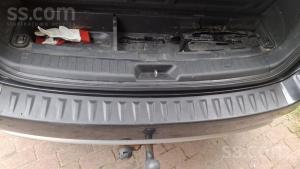 Melns Hyundai Santa Fe 2008 Jelgava, ar dzinēja tilpumu 2.20 L un nobraukumu 319 tūkst. km par 3700 €, foto 11 vietnē AUTOMOTO.COM.LV