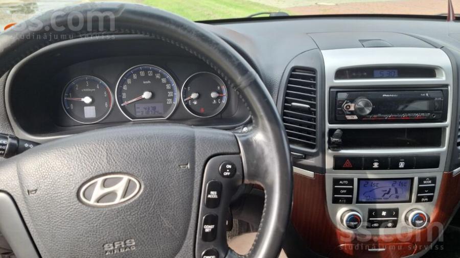 Melns Hyundai Santa Fe 2008 Jelgava, ar dzinēja tilpumu 2.20 L un nobraukumu 319 tūkst. km par 3700 €, foto 15 vietnē AUTOMOTO.COM.LV