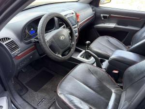 Melns Hyundai Santa Fe 2008 Viļņa, ar dzinēja tilpumu 2.19 L un nobraukumu 280 tūkst. km par 1950 €, foto 10 vietnē AUTOMOTO.COM.LV
