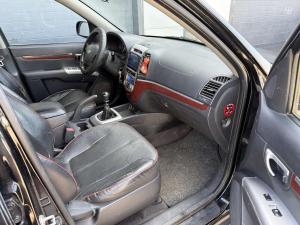 Melns Hyundai Santa Fe 2008 Viļņa, ar dzinēja tilpumu 2.19 L un nobraukumu 280 tūkst. km par 1950 €, foto 14 vietnē AUTOMOTO.COM.LV