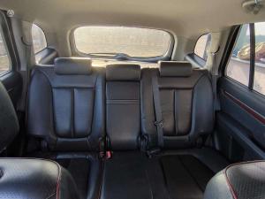 Black Hyundai Santa Fe 2008 in Vilnius, with an engine capacity of 2.19 L and mileage of 165 thousand km for 4090 €, photo 7 on AUTOMOTO.COM.LV