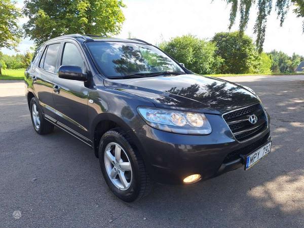 Hyundai Santa Fe 2008 KelmÄ vietnÄ Melns Hyundai Santa Fe 2008 KelmÄ, ar dzinÄja tilpumu 2.20 L un nobraukumu 230 tÅ«kst. km par 3700 ā¬, foto 1 vietnÄ AUTOMOTO.COM.LV