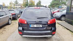 Black Hyundai Santa Fe 2008 in Riga, with an engine capacity of 2.20 L and mileage of 296 thousand km for 3600 €, photo 7 on AUTOMOTO.COM.LV
