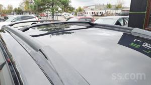 Black Hyundai Santa Fe 2008 in Riga, with an engine capacity of 2.20 L and mileage of 296 thousand km for 3600 €, photo 17 on AUTOMOTO.COM.LV