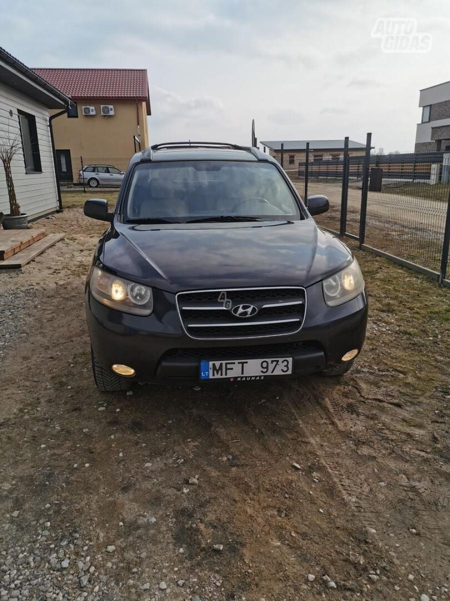 Melns Hyundai Santa Fe 2009 Kauņa, ar dzinēja tilpumu 2.20 L un nobraukumu 301 tūkst. km par 3550 €, foto 1 vietnē AUTOMOTO.COM.LV