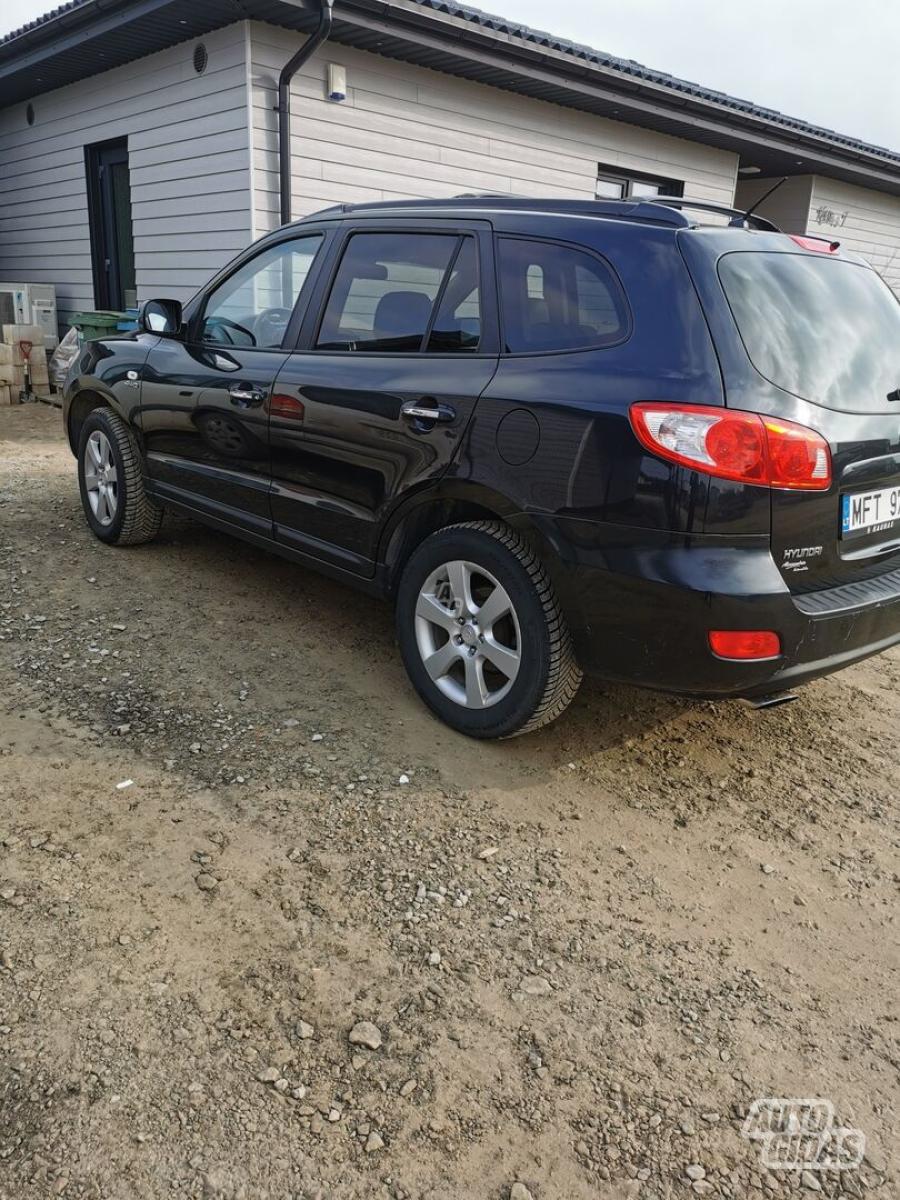 Melns Hyundai Santa Fe 2009 Kauņa, ar dzinēja tilpumu 2.20 L un nobraukumu 301 tūkst. km par 3550 €, foto 2 vietnē AUTOMOTO.COM.LV
