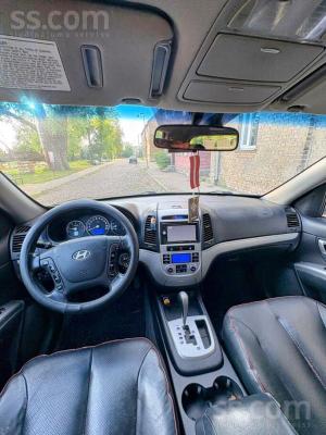 Melns Hyundai Santa Fe 2009 Jelgava, ar dzinēja tilpumu 2.20 L un nobraukumu 450 tūkst. km par 3850 €, foto 7 vietnē AUTOMOTO.COM.LV