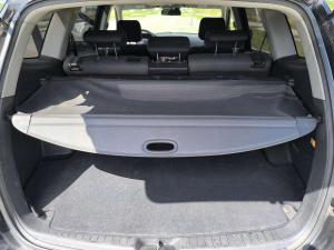 Black Hyundai Santa Fe 2009 in Marijampole, with an engine capacity of 2.19 L and mileage of 310 thousand km for 3900 €, photo 20 on AUTOMOTO.COM.LV