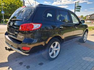 Melns Hyundai Santa Fe 2009 Raseiniai, ar dzinēja tilpumu 2.19 L un nobraukumu 345 tūkst. km par 2400 €, foto 13 vietnē AUTOMOTO.COM.LV
