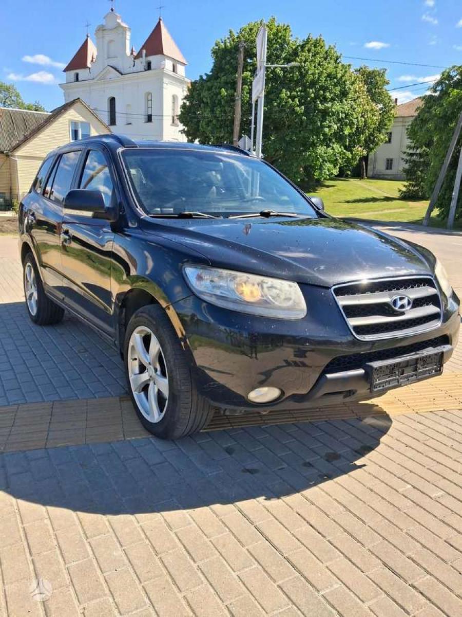 Melns Hyundai Santa Fe 2009 Raseiniai, ar dzinēja tilpumu 2.19 L un nobraukumu 345 tūkst. km par 2400 €, foto 14 vietnē AUTOMOTO.COM.LV